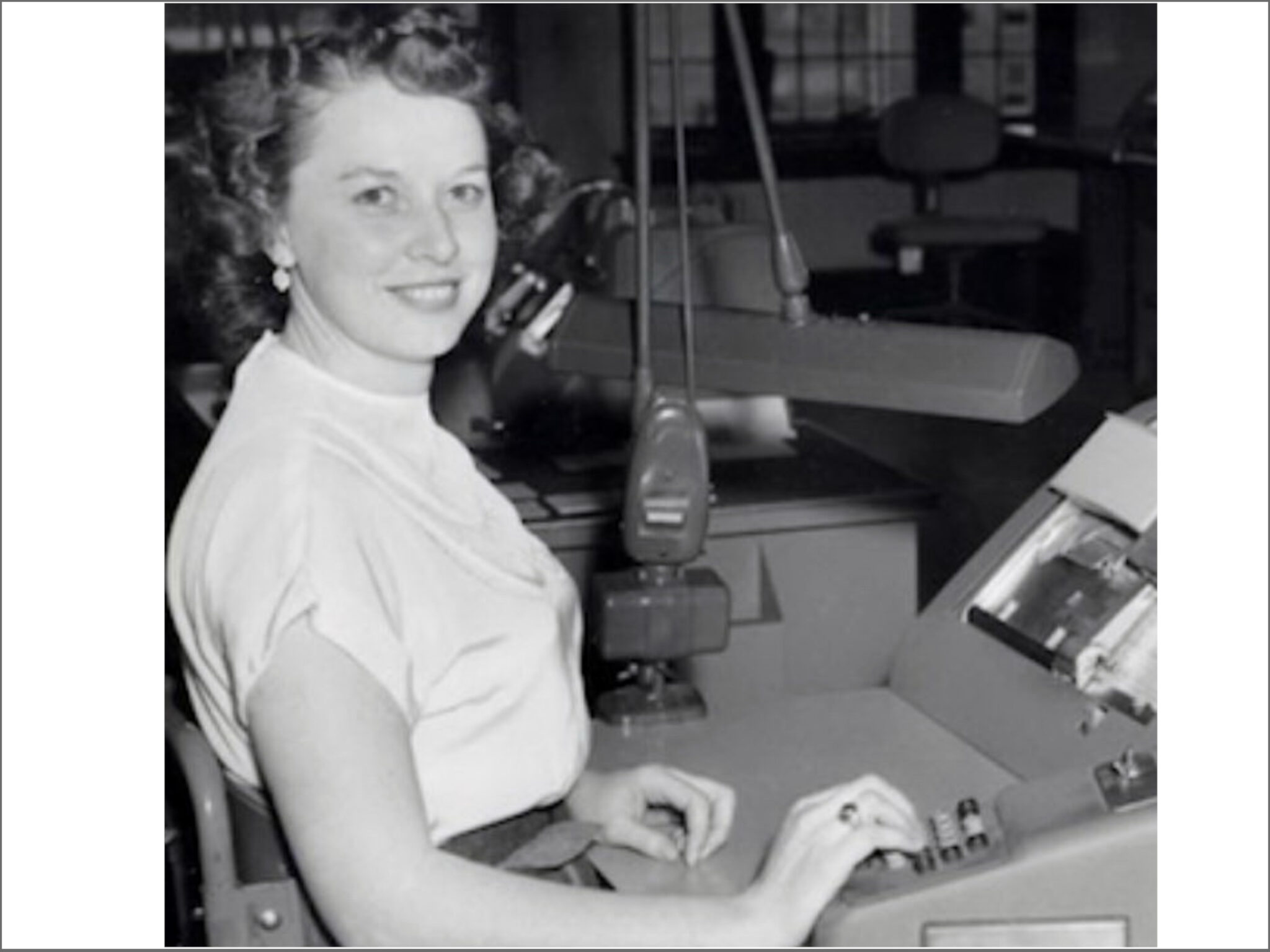 Γεννήθηκε η Betty Holberton, μια από τις έξι βασικές προγραμματίστριες ...