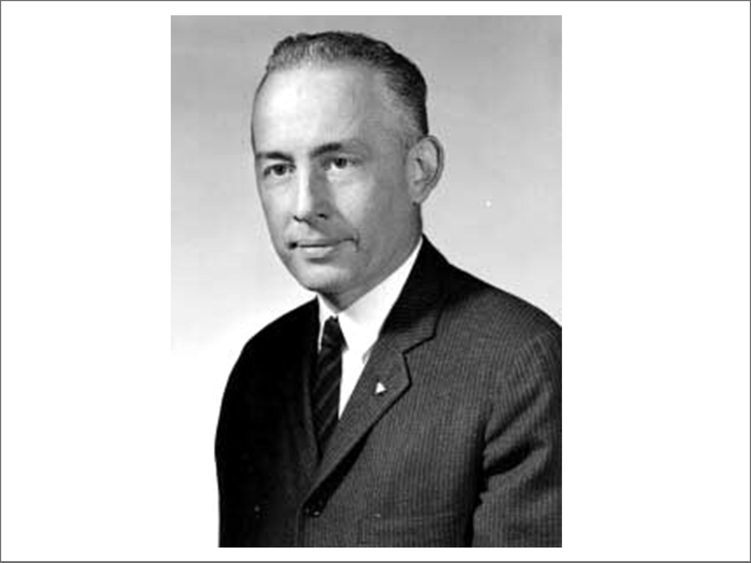 Γεννήθηκε ο Nathaniel Rochester, ο σχεδιαστής του πρώτου επιστημονικού ...