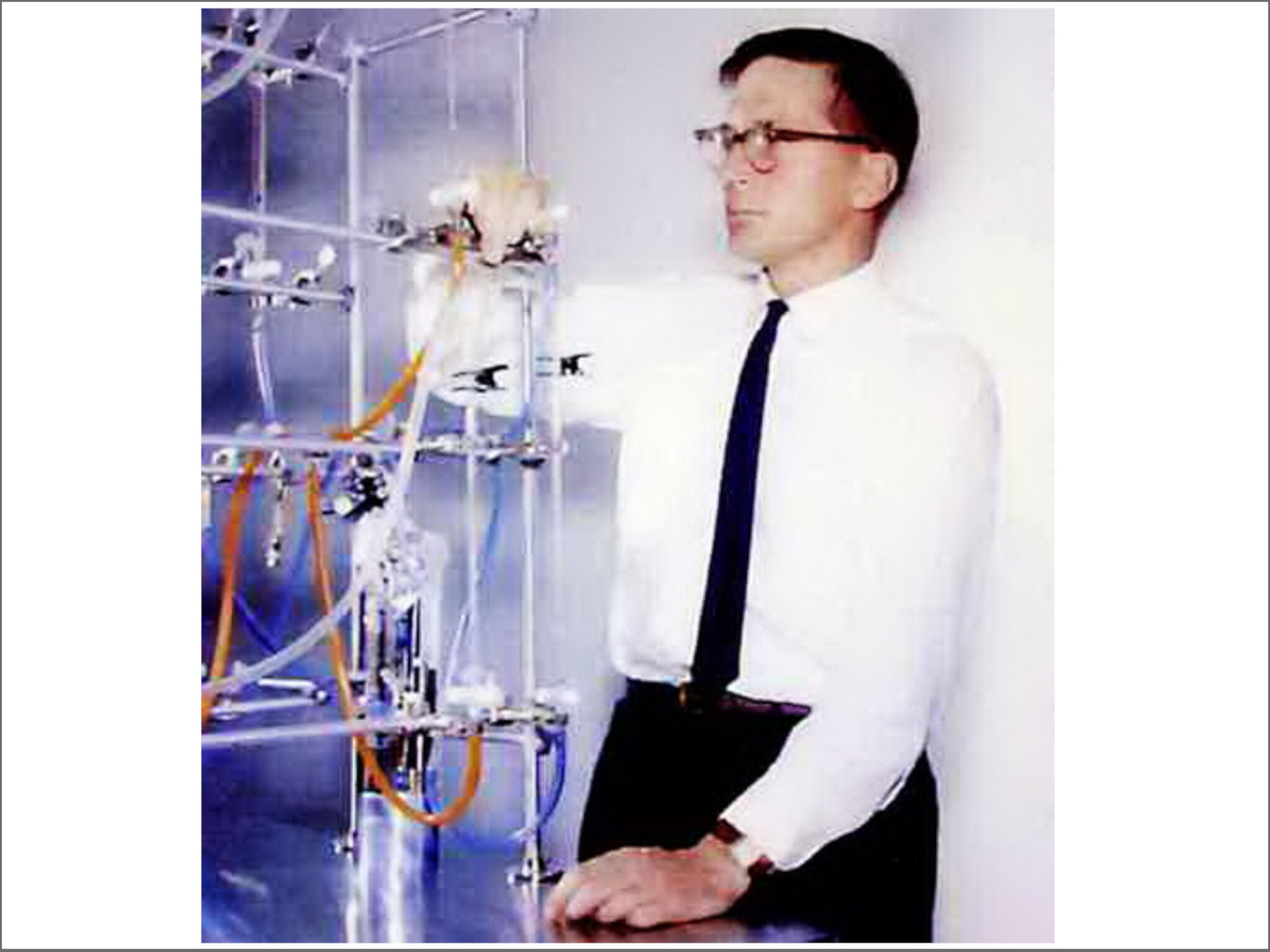 Γεννήθηκε ο Jean Hoerni, ένας από τους «πατέρες» του transistor με ...